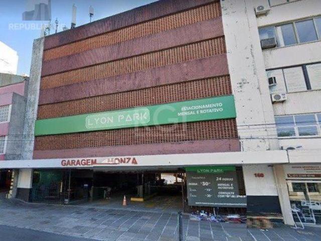 Box de garagem no Centro