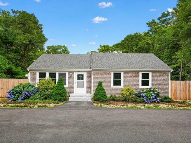 Boxberry Hill Rd, Hatchville, Home For Sale