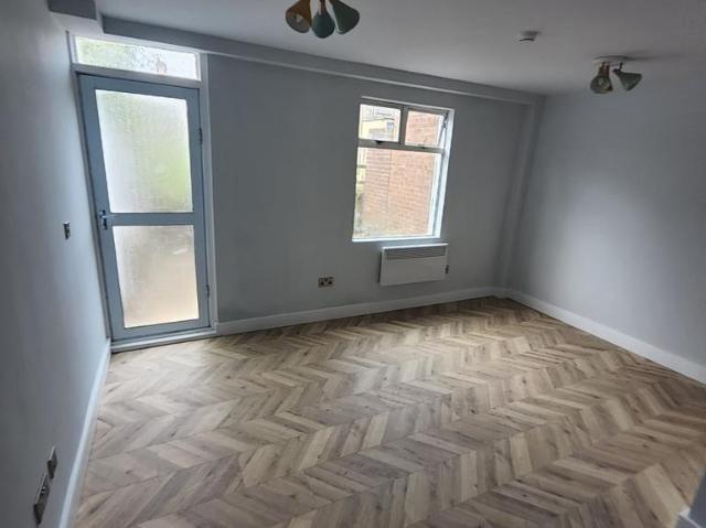 Boxley Road, Maidstone, ME14 6 bed house to rent £4,500 pcm £1,038 pw