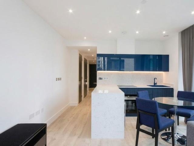 Boyd Street, Everard House Boyd Street E1, 1 bed flat to rent, £2,600 pcm | PrimeLocation