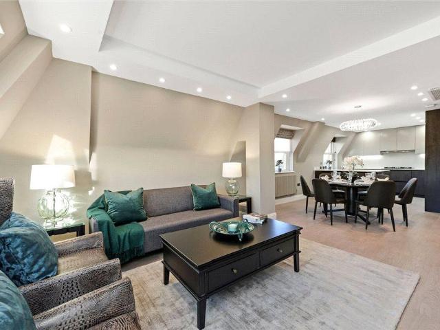 Boydell Court, St John's Wood Park. 3 bed flat to rent £8,948 pcm £2,065 pw