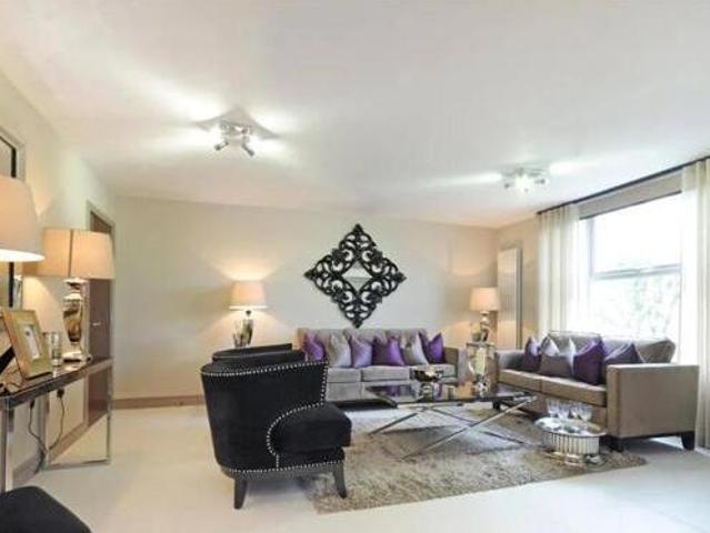 Boydell Court, St Johns Wood Park, 3 Bedroom Flat