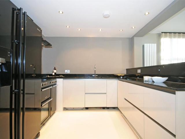 Boydell Court, St Johns Wood Park, St. 3 bed apartment to rent £6,067 pcm £1,400 pw