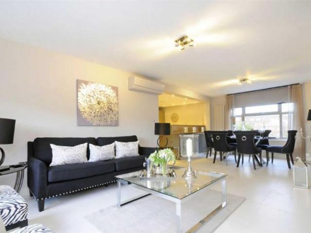 Boydell Court, St Johns Woods Park. 3 bed apartment to rent £5,633 pcm £1,300 pw