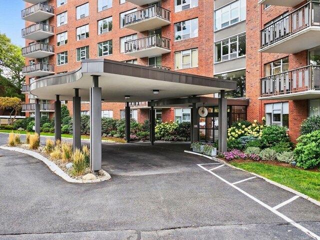 Boylston St Apt,newton, Condo For Sale