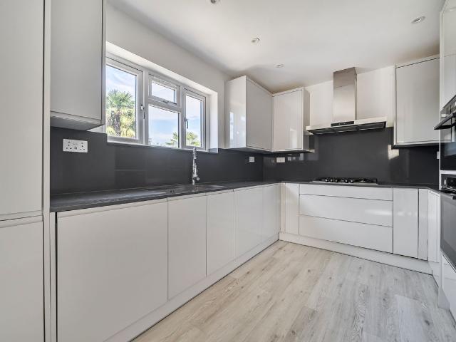 Boyn Valley Road, Maidenhead SL6, 3 bed semi detached house to rent, £1,850 pcm | PrimeLocation