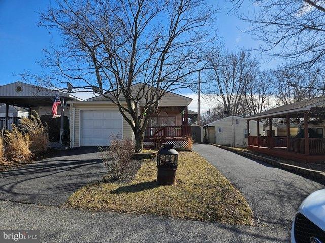 Block 47 Jellystone Ave Lot 14, Falling Waters, WV 25419