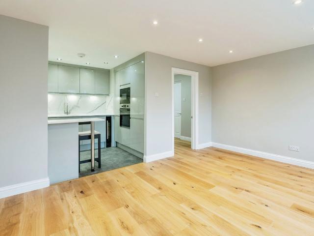 Block 46 Hilldrop Crescent N7, 1 bed flat to rent, £2,000 pcm | PrimeLocation