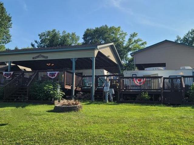 Block 7 Boo Blvd Lots 3 & 4, Falling Waters, WV 25419