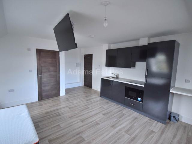 Block A, Charndon Close, Reading