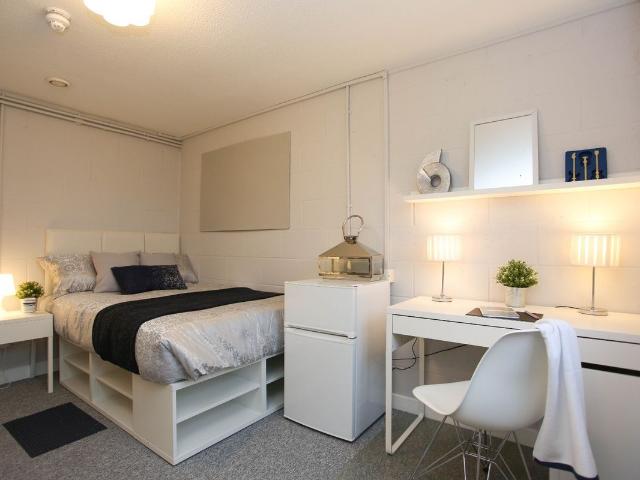 Block A Red Brick House, 1 Lea Road, Luton, Bedfordshire LU1, Room to rent, £595 pcm | PrimeLocation
