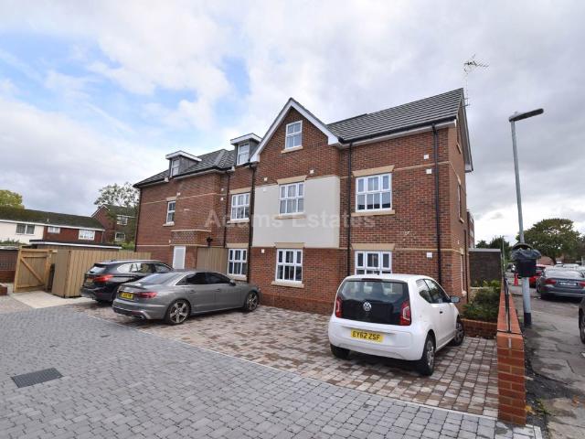 Block B, Charndon Close, Reading RG2, 1 bed flat to rent, £1,062 pcm | PrimeLocation