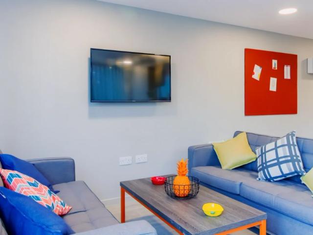Block B Lower Floor Silver En Suite