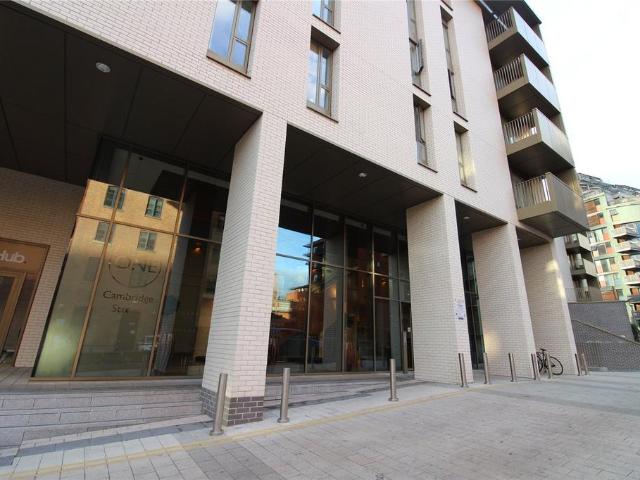 Block B, 1 Cambridge Street. 2 bed apartment to rent £1,800 pcm £415 pw