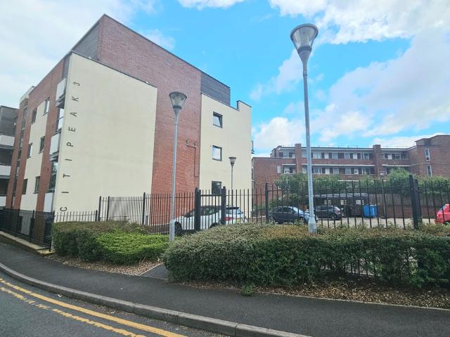 Block D 870 Wilmslow Road, Manchester M20, 2 bed flat to rent, £1,300 pcm | PrimeLocation