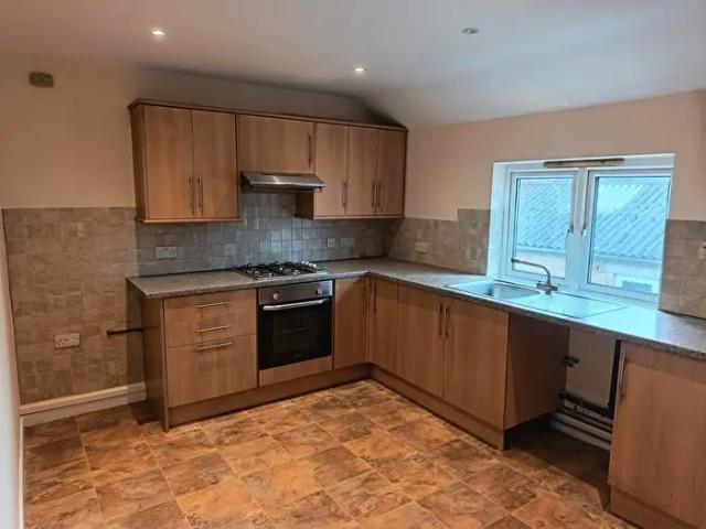 Block Of Apartments To Rent In B Market Street, Lutterworth, Leicestershire, LE17