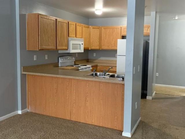 Bloedel 6 Plex 2 Bedroom Apartment for Rent at 316 6th Ave Se, Stanley, ND 58784
