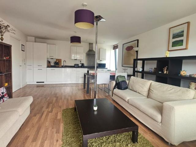 Bloemfontein Road, London W12, 2 bed flat to rent, £3,000 pcm | PrimeLocation