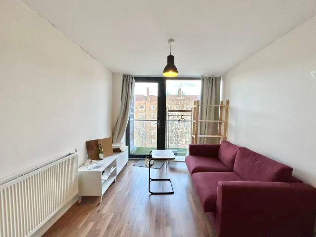 Bloemfontein Road, London W12, 2 bed flat to rent, £3,033 pcm | PrimeLocation