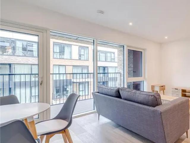 Blomfield House, Park Street, London, SW6 2FB, United Kingdom | 2 bed apartment for rent #137835801 | Rentberry