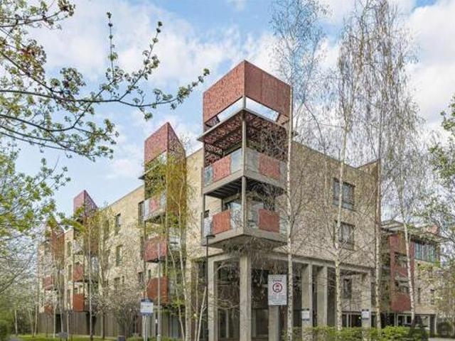 Blondin Way, Canada Water, 2 Bedroom Flat
