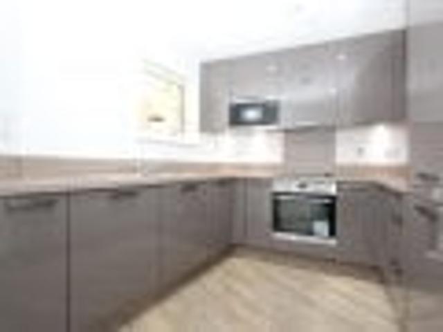 Blondin Way, London, Greater London, SE16