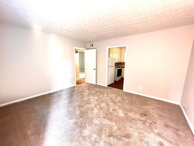 Bloom at Lilburn 2 Bedroom Apartment for Rent at 5175 Lawrenceville Hwy Nw, Lilburn, GA 30047