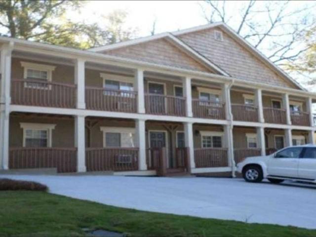Bloom at Marietta Square 1 Bedroom Apartment for Rent at 386 Lemon St Ne, Marietta, GA 30060