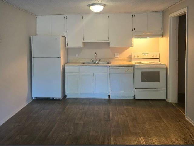 Bloom@Buford Studio Apartment for Rent at 100 Hartford Run, Buford, GA 30518