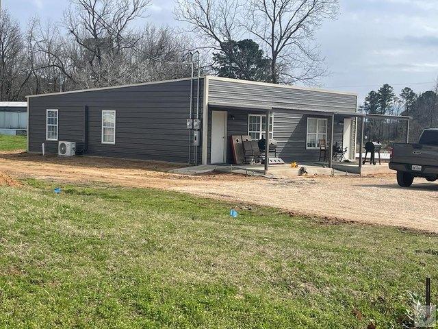 Bloomburg, TX 75556