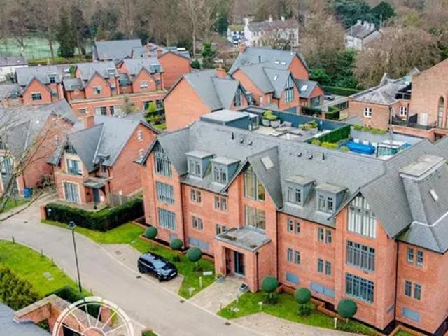 Bloomesury Avenue, Wythenshawe, M20 2FD, United Kingdom | 3 bed house for rent #167692051 | Rentberry
