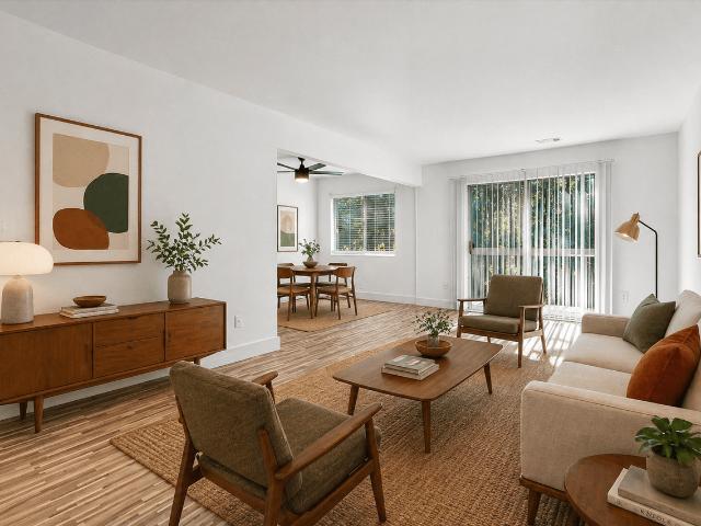 Bloomfield On The Green 2 Bedroom Apartment for Rent at 2510 Woodrow Wilson Blvd, Orchard Lake Village, MI 48324 West Bloomfield