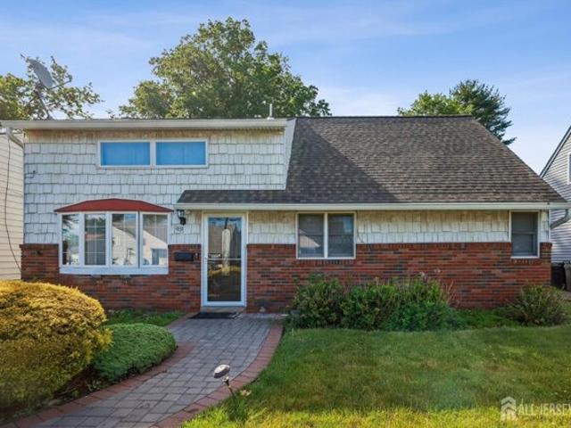 Bloomfield Ave, Iselin, Home For Sale