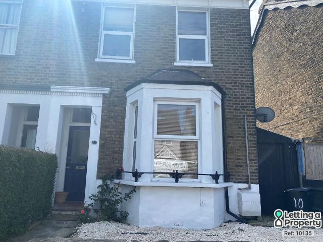 Bloomfield Road, Bromley, Kent BR2, 4 bed semi detached house to rent, £2,480 pcm | PrimeLocation