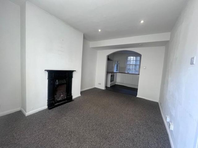 Bloomsbury Place, Brighton BN2, 1 bed flat to rent, £1,200 pcm | PrimeLocation