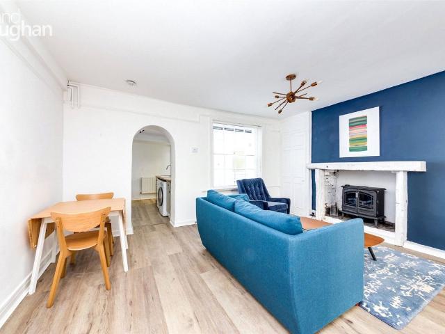 Bloomsbury Place, Brighton, East Sussex BN2, 1 bed flat to rent, £1,375 pcm | PrimeLocation