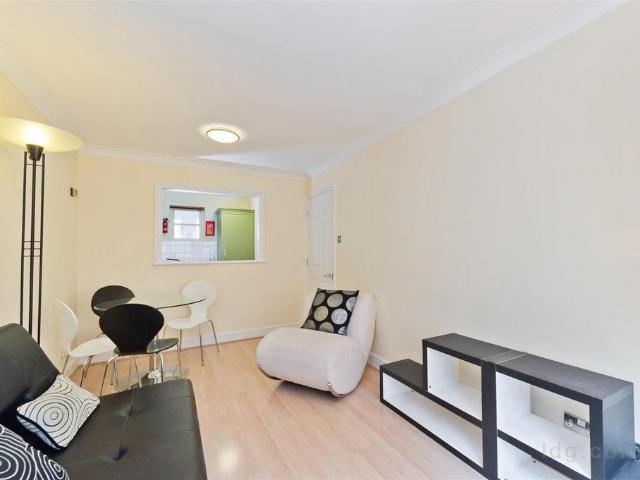 Bloomsbury Street, London WC1B 1 bed apartment to rent £2,250 pcm £519 pw