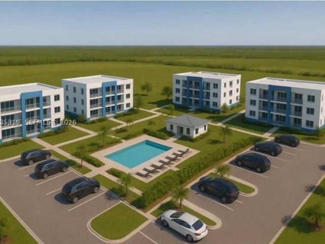 Blossom Ave, Tampa, FL 33164