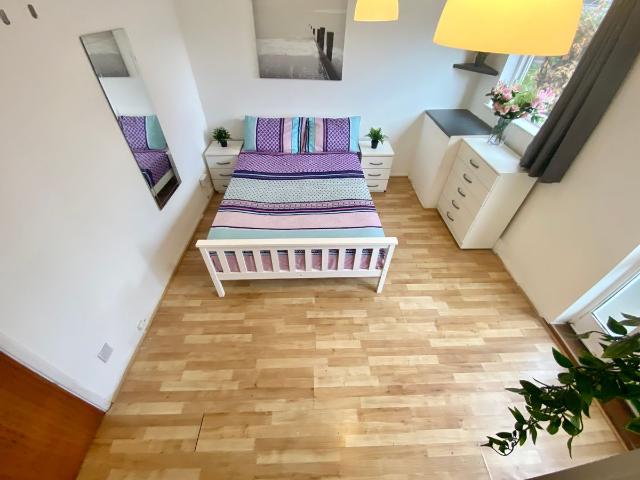 Blossom Close, Ealing W5, Room to rent, £700 pcm | PrimeLocation