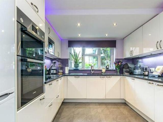 Blossom Close, South Croydon, 4 Bedroom Detached