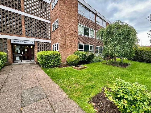 Blossomfield Close, Birmingham B38, 1 bed flat to rent, £800 pcm | PrimeLocation