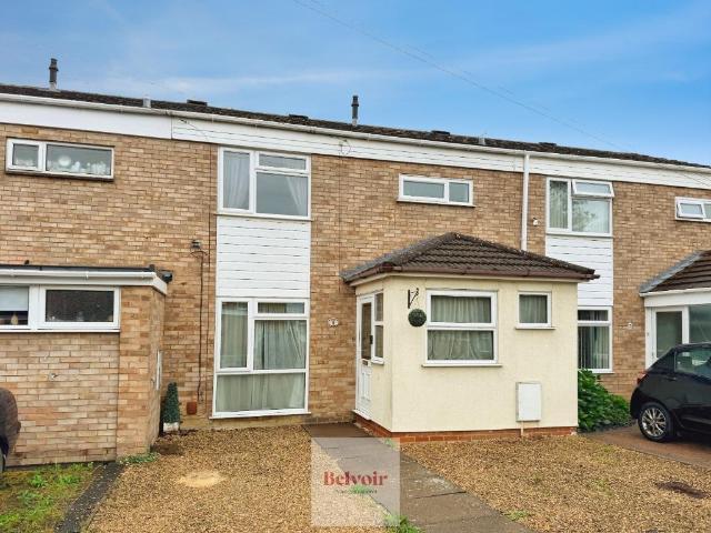 Blossomfield Close, Hampton, Evesham. 3 bed terraced house to rent £1,175 pcm £271 pw