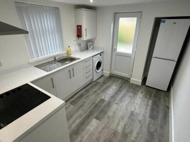 Blaydes Street, Hull HU6, 2 bed shared accommodation to rent, £628 pppm | PrimeLocation
