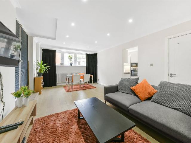Blazer Court, St. John's Wood Road. 2 bed apartment to rent £3,250 pcm £750 pw