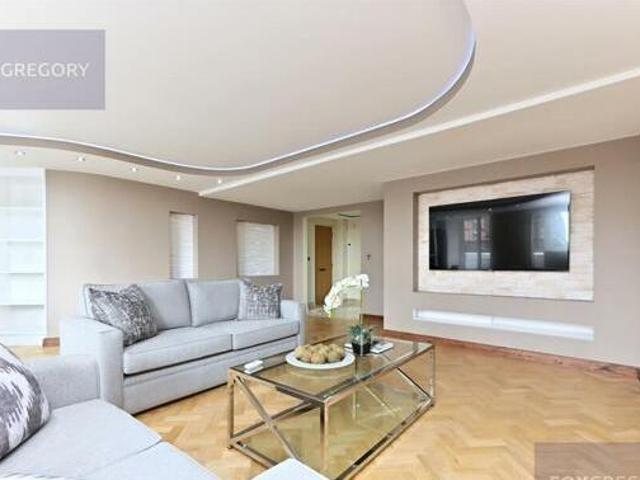 Blazer Court, St Johns Wood Road, 3 Bedroom Apartment