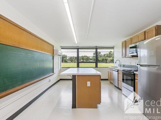 Black Bear Elementary 2 Bedroom Apartment for Rent at 6123 E 11th St N, Wichita, KS 67208