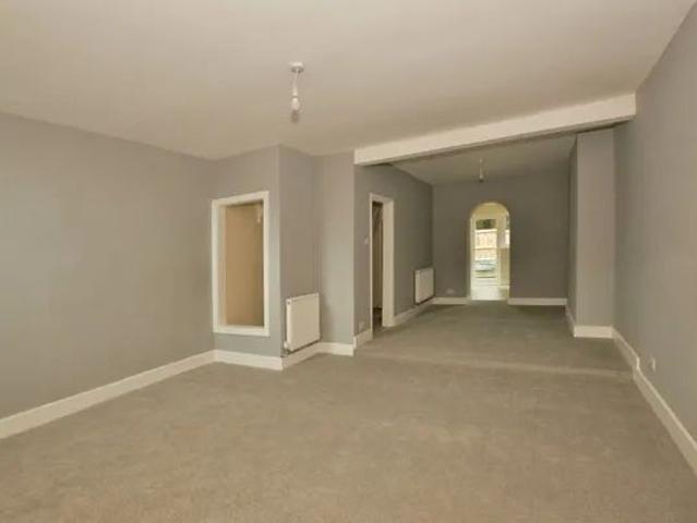 Black Bull Road, Folkestone, Property for rent