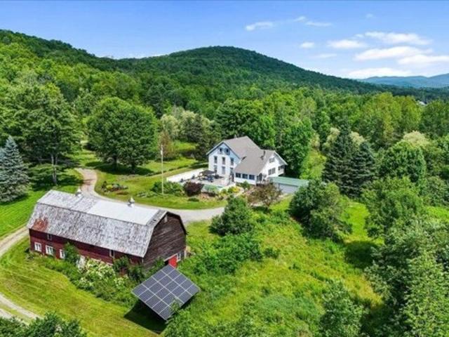 Black Dog Ln, Underhill, Home For Sale
