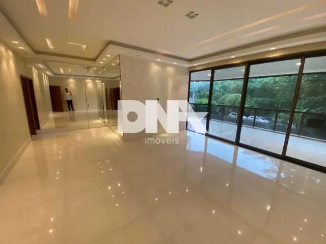 Black friday Apartamento amplo com varadão em excelente rua arborizada no jardim oceanico segura