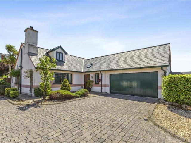 Black Nore Point, Portishead. 4 bed detached house to rent £3,250 pcm £750 pw